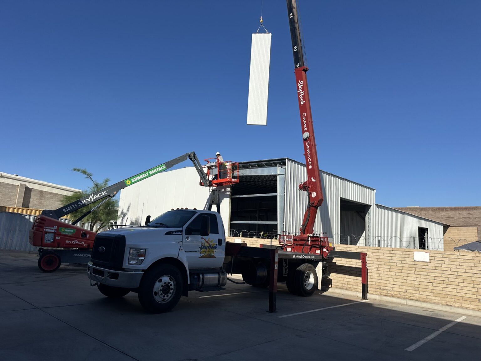 Lifting Efficiency: Installing 8” Thick Insulated Wall Panels with ...
